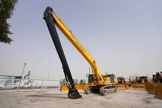 Expand Reach: 85-Ton Long Boom Excavator Rentals