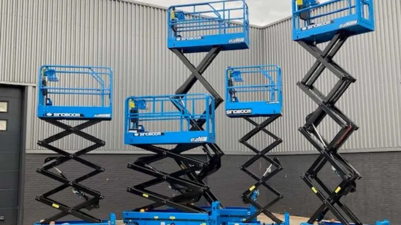 Scissor Lifts: The Most Popular Manlift Explained